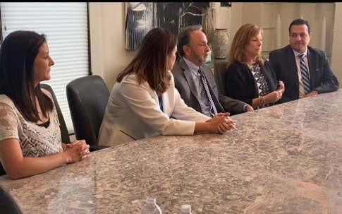 La Familia Carusillo en Rueda de Prensa - Abogados DGL